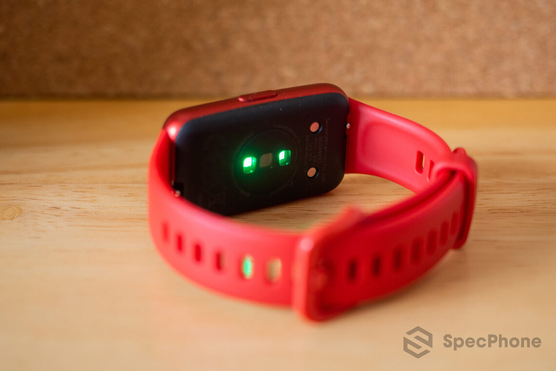 รีวิว HUAWEI Band 7 สมาร์ตแบนด์น้ำหนักเบา จอใหญ่ วัด SpO2 ได้ แบตสุดอึด ...